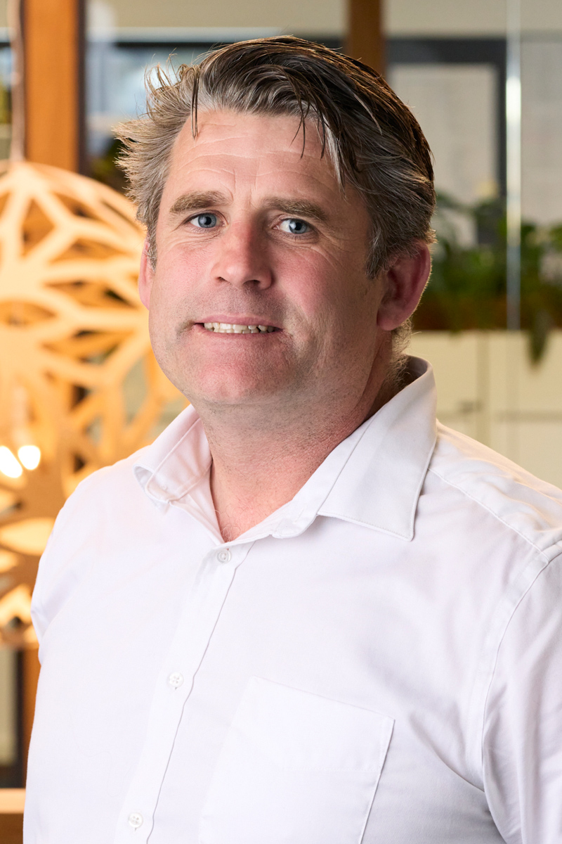 Sean McGuinness | LT McGuinness