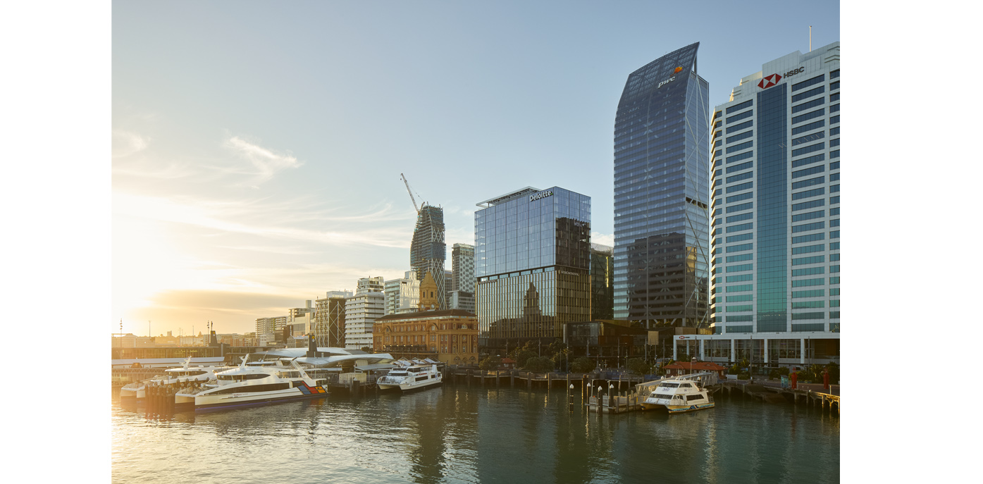 1 Queen Street | LT McGuinness